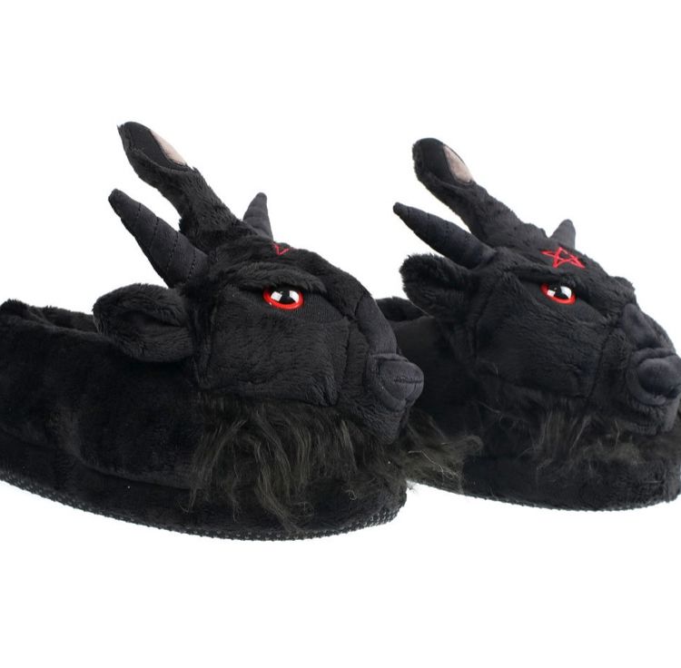 Gothic slippers 🦇 · kiramystic